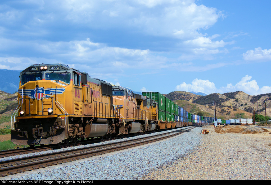 UP 4631 WB Beaumont Hill